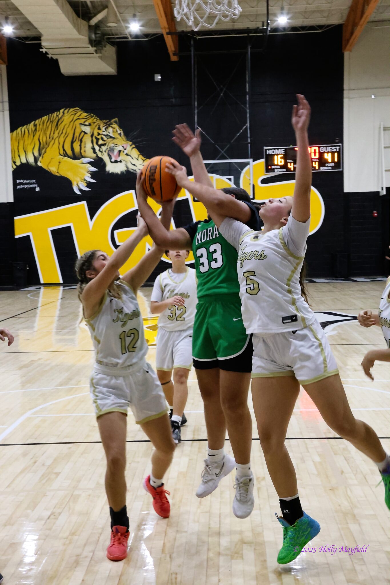 Raton Hosts Mora for Season Opener – KRTN Enchanted Air Radio